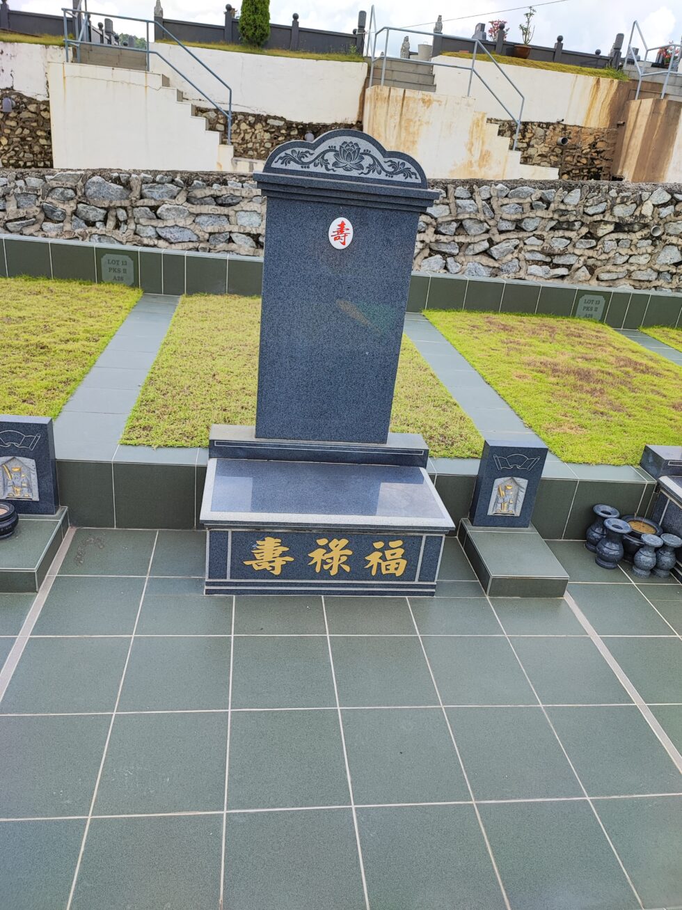 Single Burial Plot (Facing North) | Fairy Park Seremban